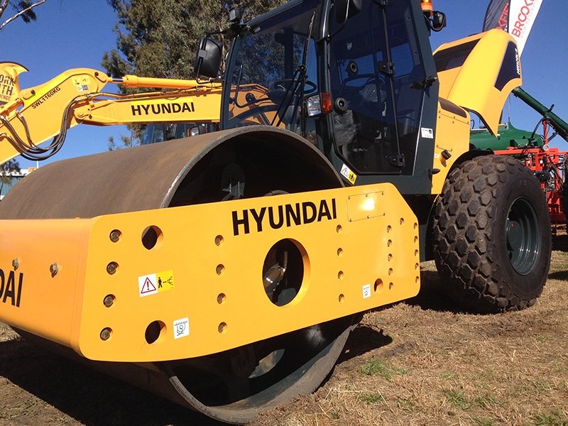 Video: New road roller from Hyundai CE