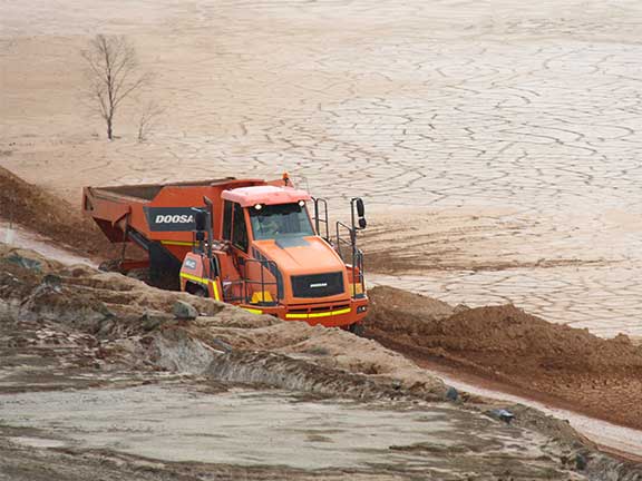 Doosan DA40 articulated dump truck review
