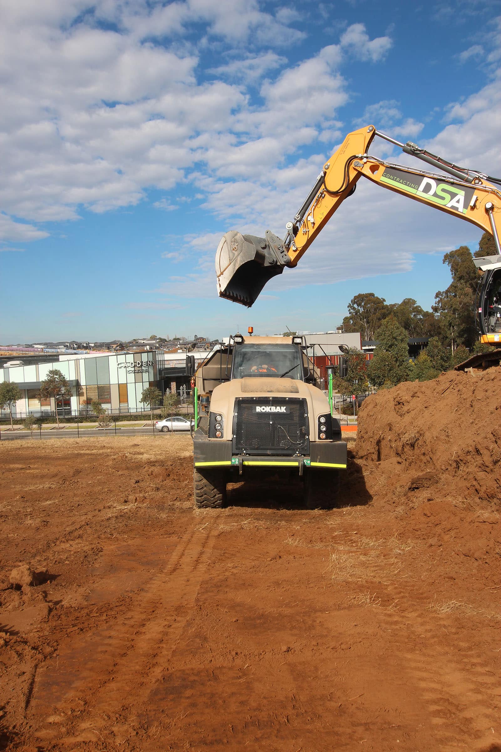 Rokbak RA30 helps Sydney take shape - TradeEarthmovers