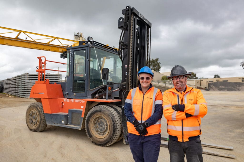Rail infrastructure manufacturer turns to TMHA forklifts - TradeEarthmovers
