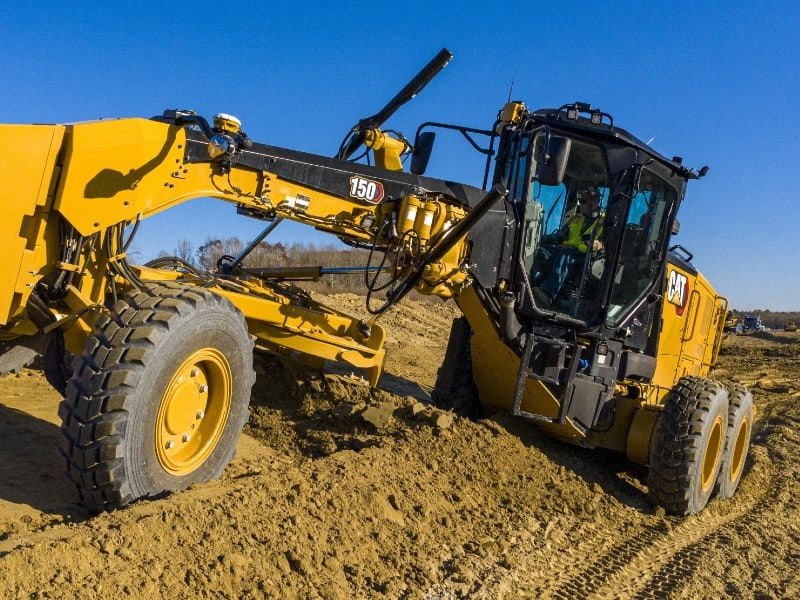 Caterpillar advances grader design with new High-Performance Circle ...