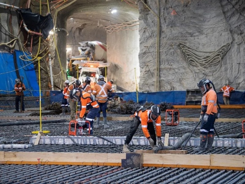Holcim undertakes milestone concrete pour for Sydney Metro ...